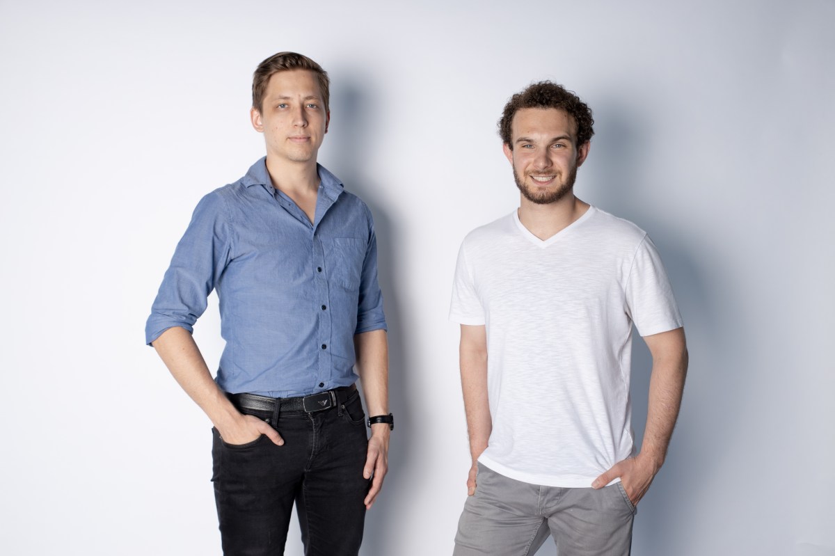 Terp Startup Savvy Tech is Developing an App For Trying On Clothes ...